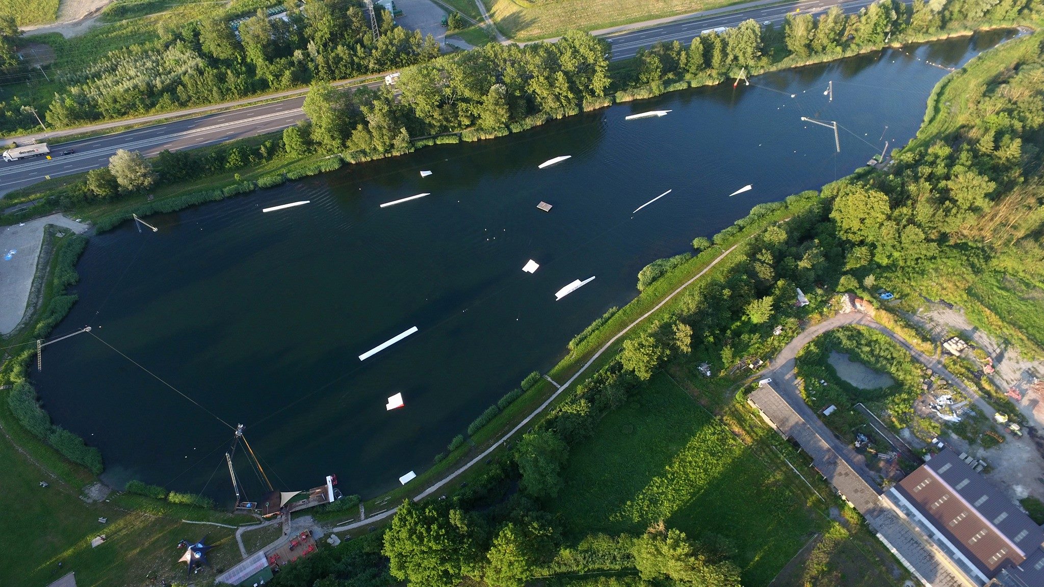 LAKES & WATERSPORTS beyond the Pays du Mont-Blanc – Mont Blanc Family Fun